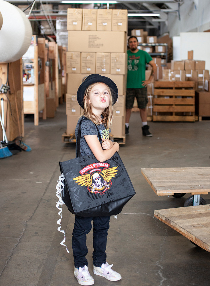 Powell Peralta Winged Ripper Shopping Bag Non Woven Black 12x16 Photo ...